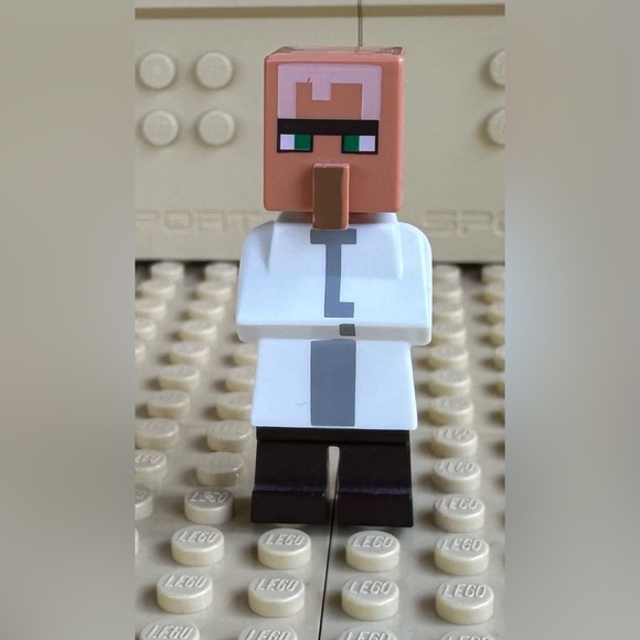 Lego | Toys | Lego Minecraft Very Rare Minifigure Villager White Coat ...